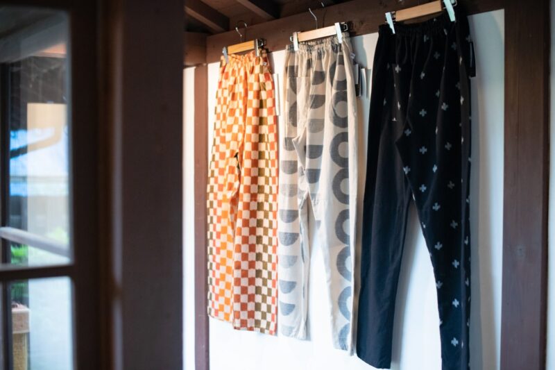 Comfortable “Jeans of Japan” MONPE Creates New Scenes in Everyday Life ...